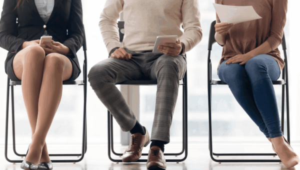 FIFO, LIFO, and SIRO: Understanding the Pros & Cons Type of Queueing System - Business Smart ...